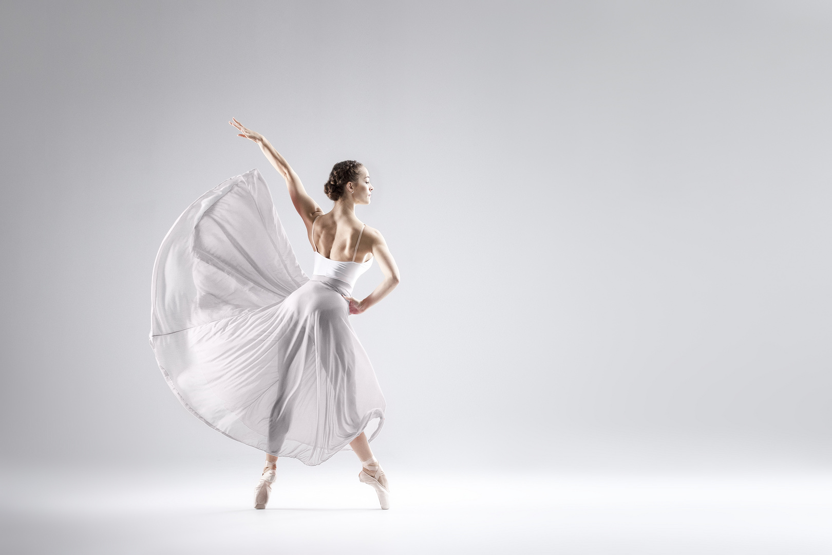 The Light Petal Foto & Bild | sport, kunstfotografie & kultur, tanz Bilder auf fotocommunity