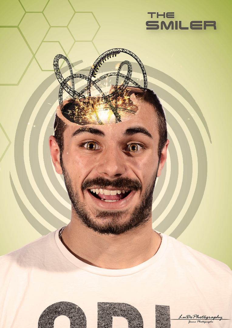 The Smiler photo et image | graphisme 2d, art creations, digiart Images ...