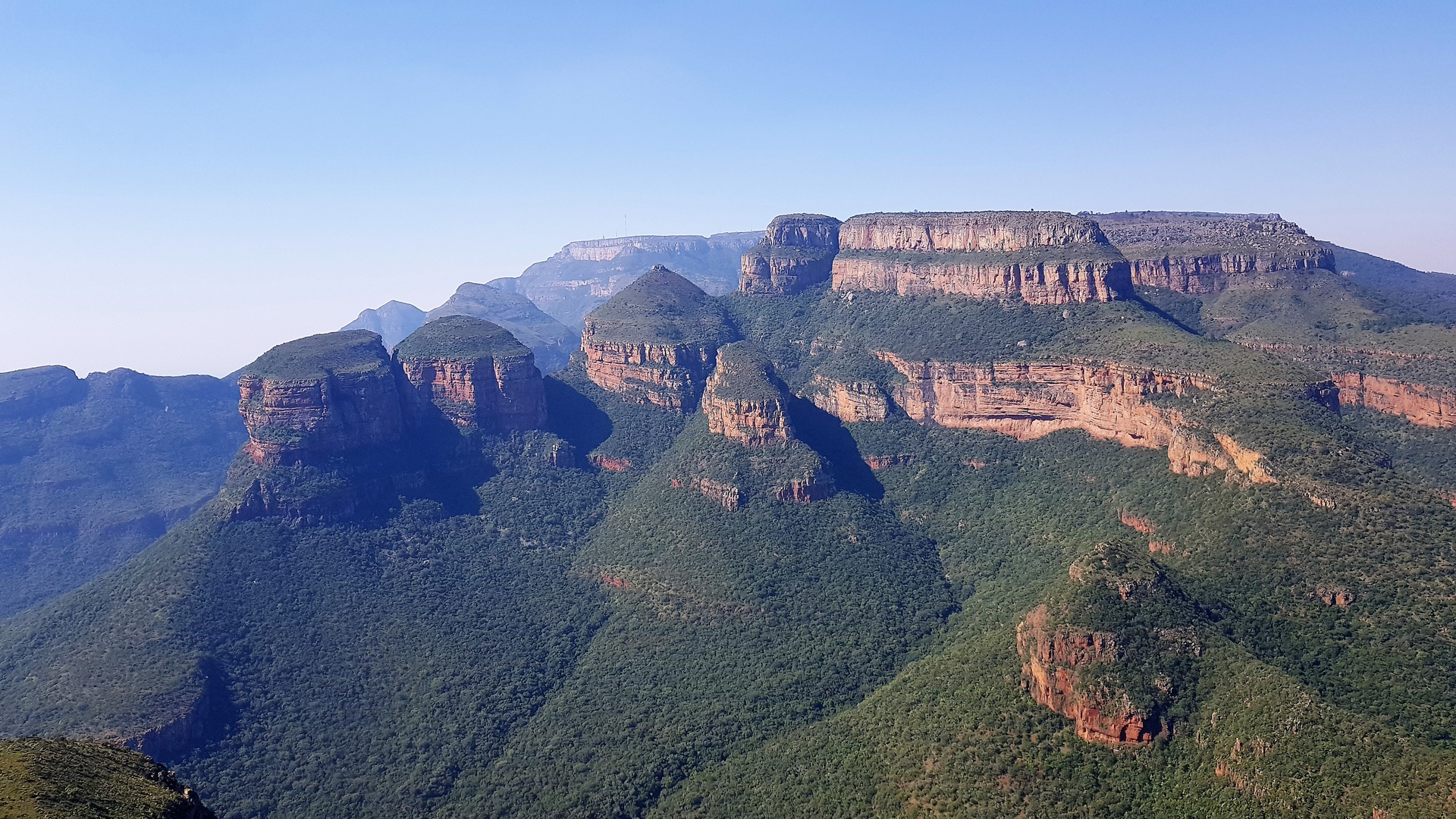 The Three Rondavels photo et image | paysages, paysages de montagne, 27 ...