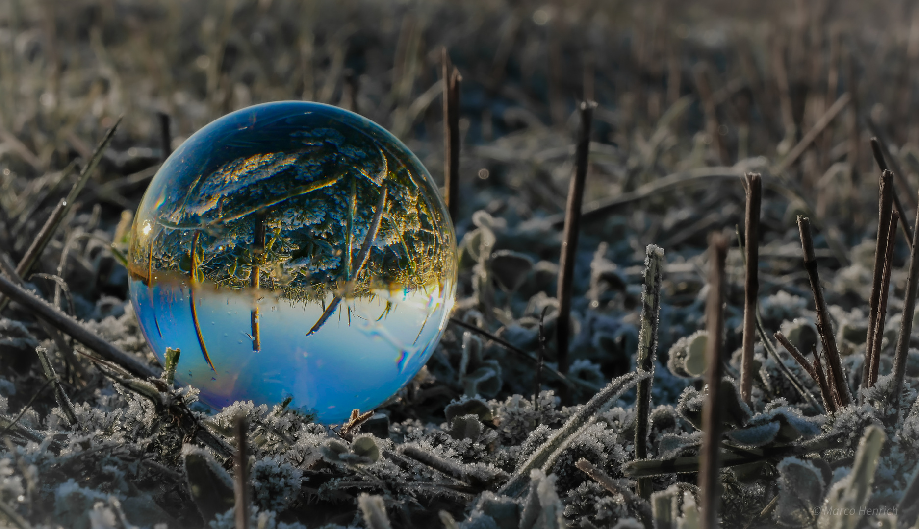 the world is upside down... Foto & Bild | experimente, stillleben, sonstiges Bilder auf ...