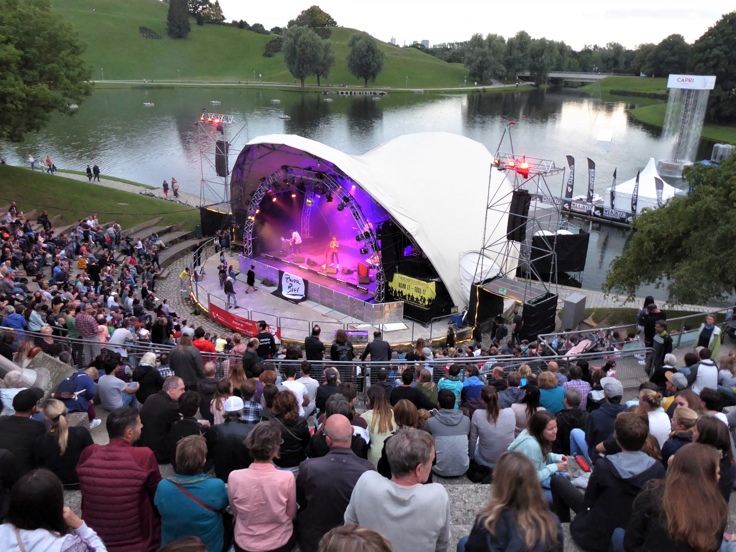 Theatron.... Foto & Bild | münchen, fun, street Bilder auf fotocommunity