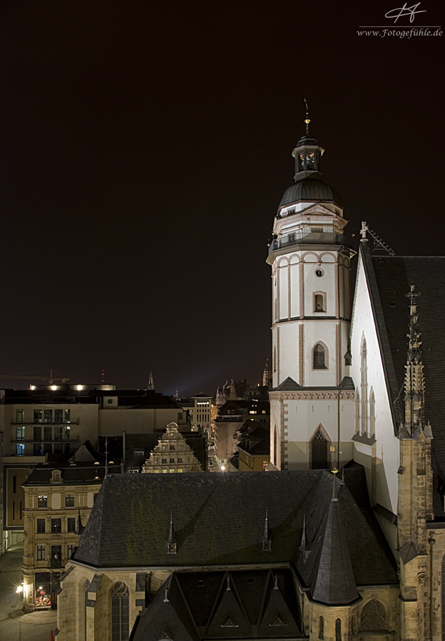 Thomaskirche Foto & Bild | architektur, architektur bei nacht ...