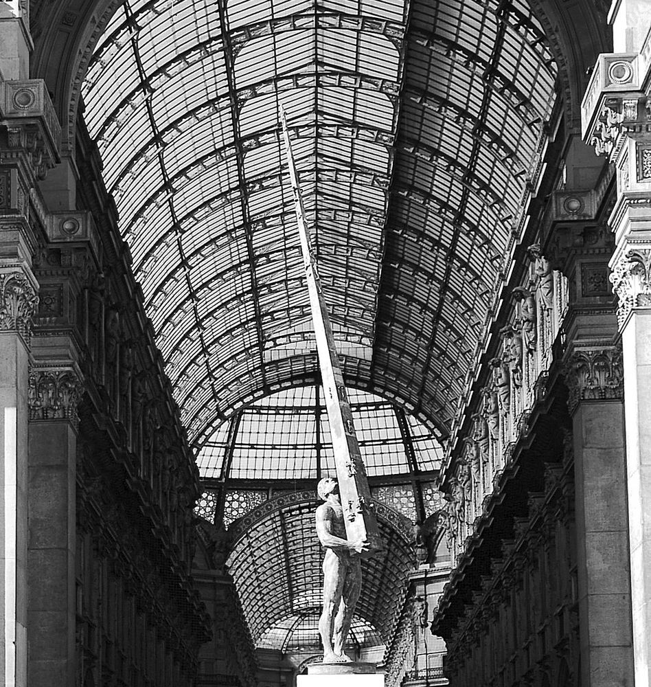 Thoor. Foto % Immagini| street photography, architetture, world Foto su ...