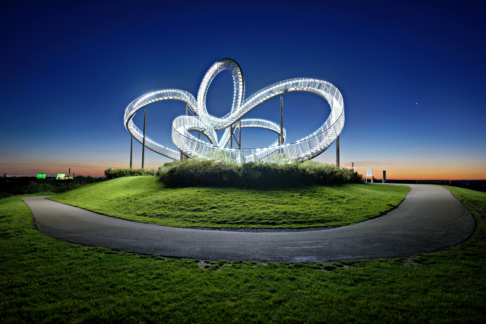 Tiger and Turtle Duisburg Foto & Bild | motive, magic mountain, tiger ...