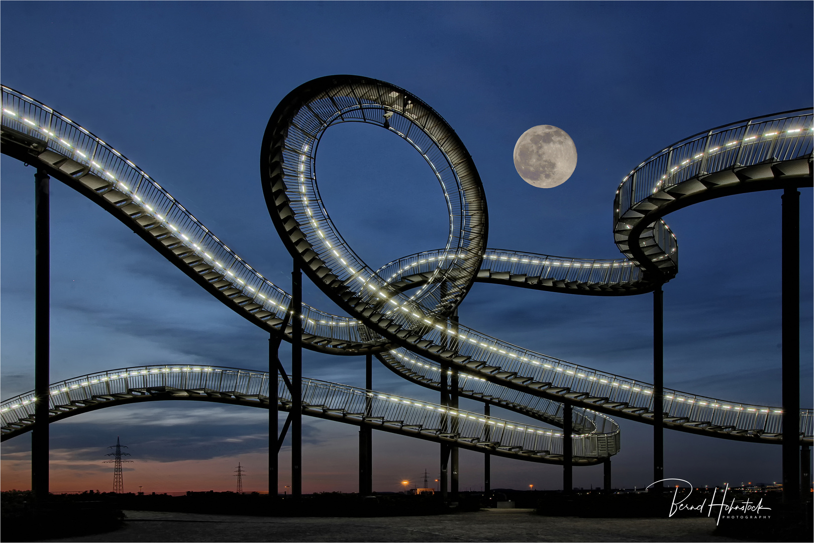 Tiger and Turtle – Magic Mountain Foto & Bild | nacht, licht, himmel ...