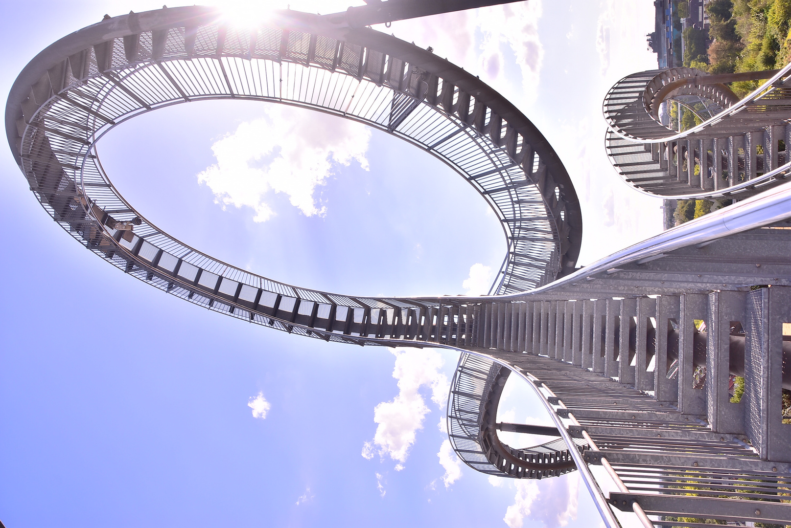 Tiger and Turtle – Magic Mountain August 2018 Foto & Bild | city, world ...