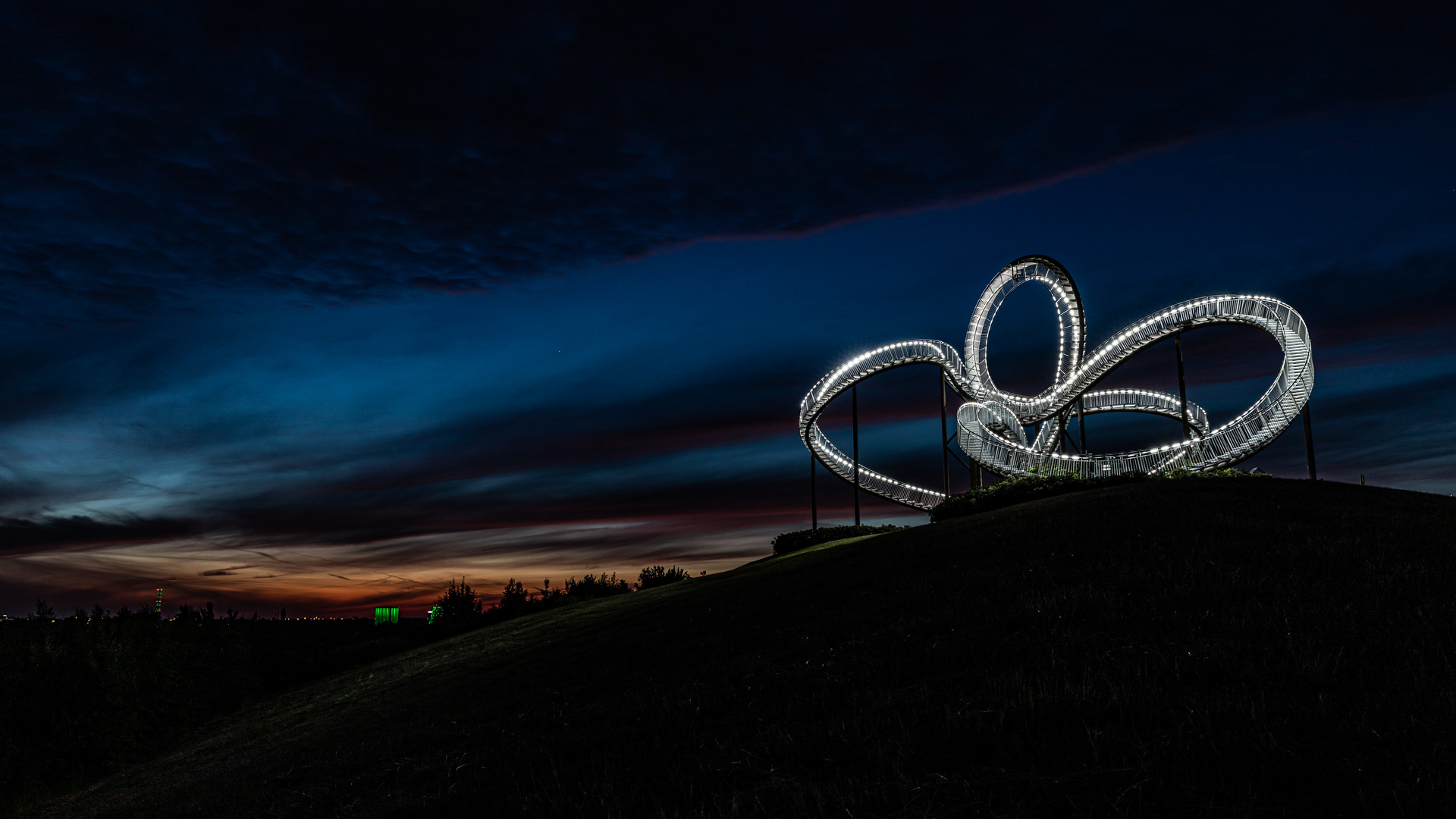 Tiger & Turtle Foto & Bild | world, sonnenaufgang, landmarke Bilder auf ...