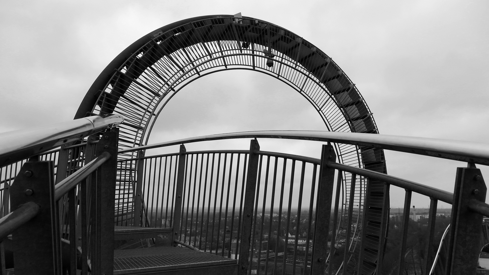 TIGER & TURTLE Foto & Bild | projekte, 5 - schwarzweißer freitag ...