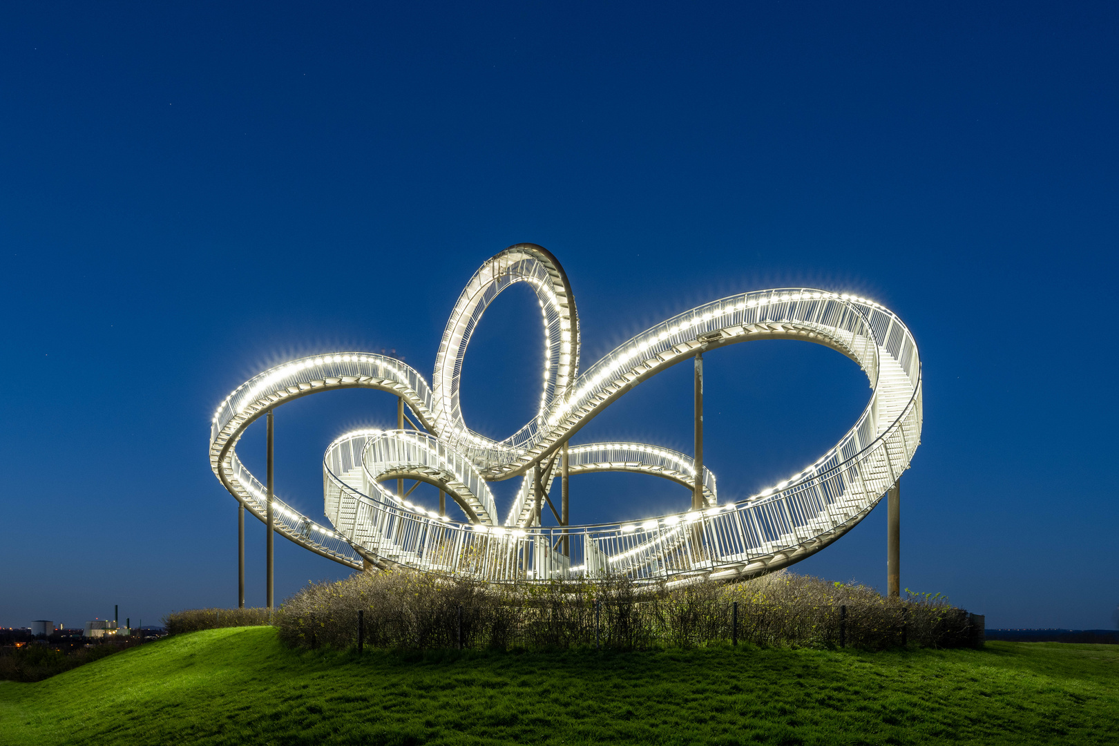 Tiger & Turtle - Magic Mountain Foto & Bild | architektur, deutschland ...