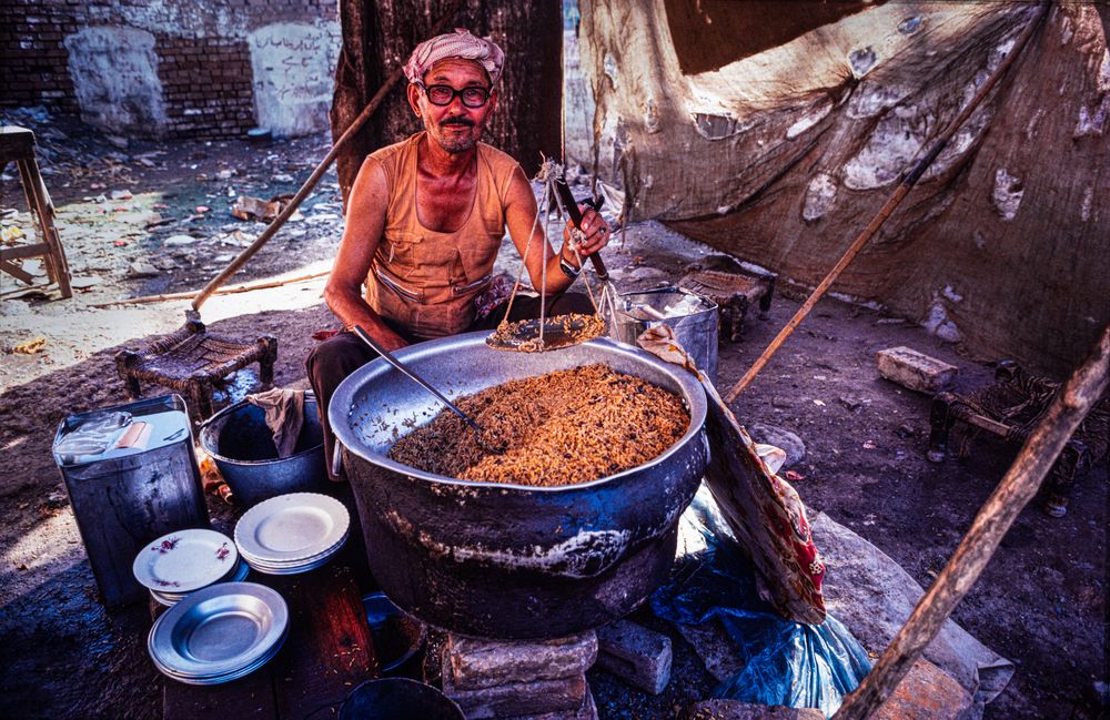Time for lunch Foto & Bild | asia, streetfotografie mit menschen, pakistan Bilder auf fotocommunity