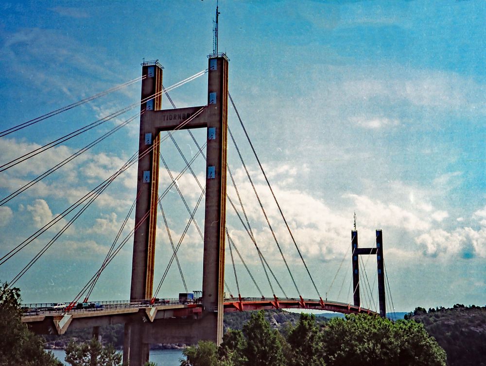 Tjörnbron,eine Brücke in Schweden Foto & Bild | world, landschaft ...
