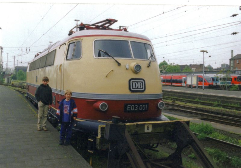 Tobi,Patrick und die alte Dame E 03. Foto & Bild | dampf-, diesel- und ...