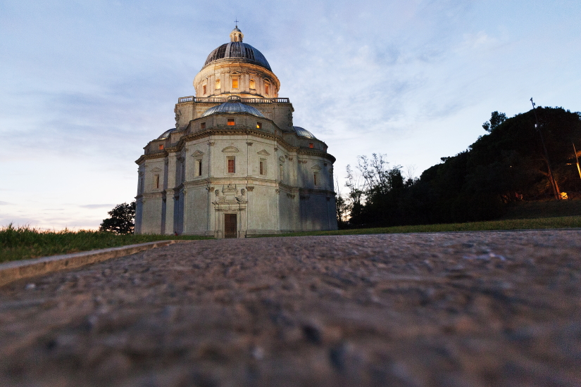 TODI Foto % Immagini| notturni, umbria, temi Foto su fotocommunity