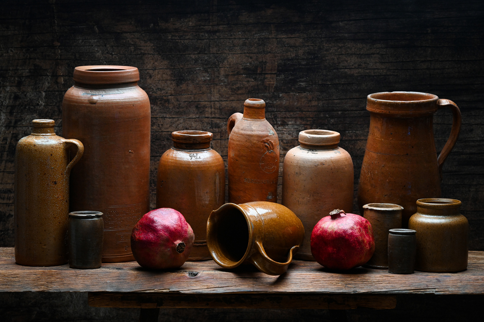 Ton mit Granatapfel Foto & Bild | stillleben, food-fotografie, tabletop Bilder auf fotocommunity