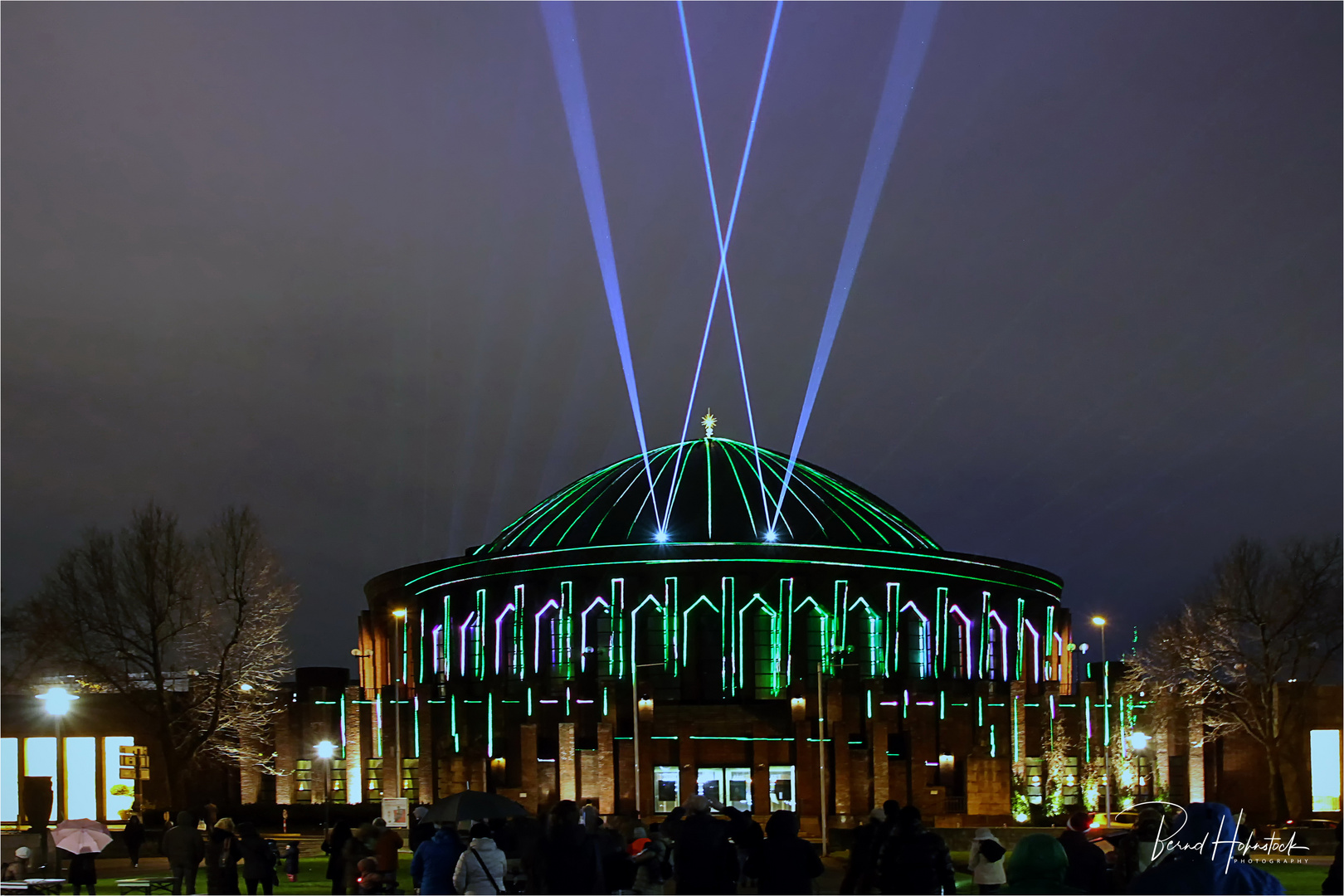 Tonhalle zu Düsseldorf .... Foto & Bild | nacht, licht, nachtaufnahme ...
