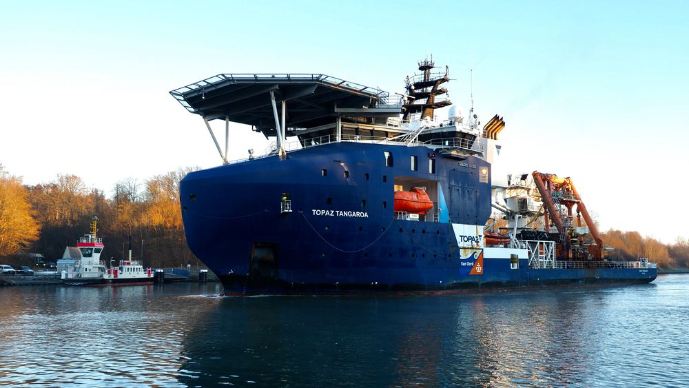 TOPAZ TANGAROA Foto & Bild | spezial, wasser, verkehr Bilder auf ...