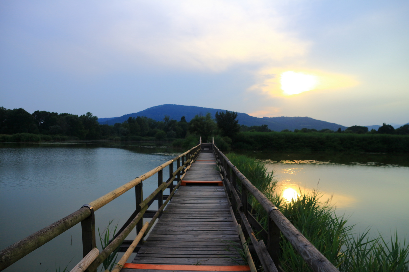 Torbiere del Sebino Foto % Immagini| italy, sunset, landscape Foto su ...