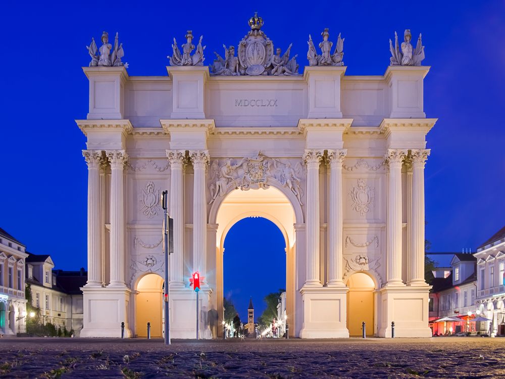 Torbogen Foto & Bild | abend, blaue stunde, potsdam Bilder auf ...