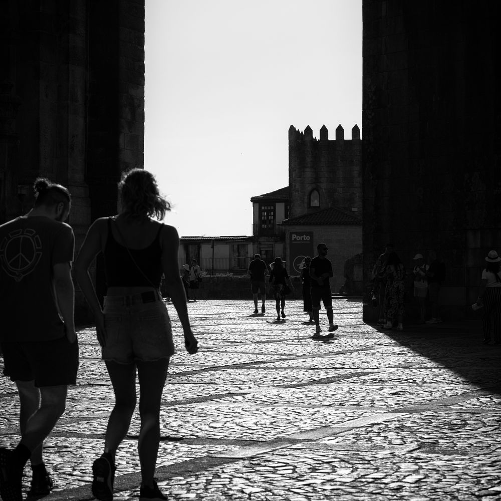 Touristenattraktionen Foto & Bild | streetfotografie mit menschen, porto, streetfotografie ...