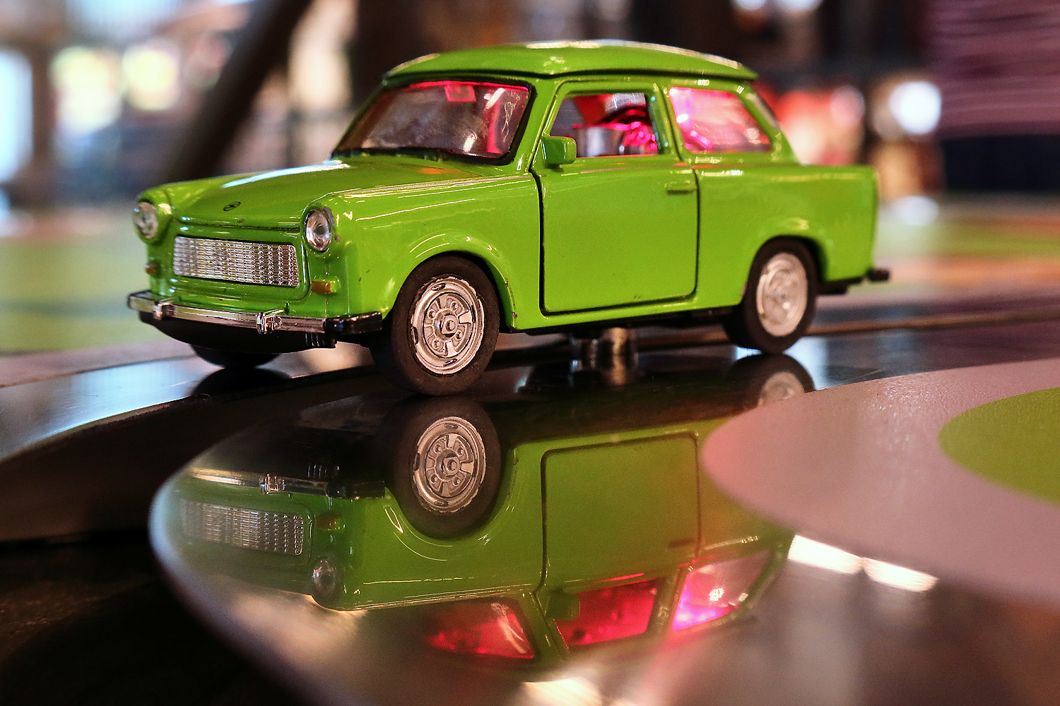 Trabbi-Power... Foto & Bild | deutschland, europe, stillleben Bilder ...