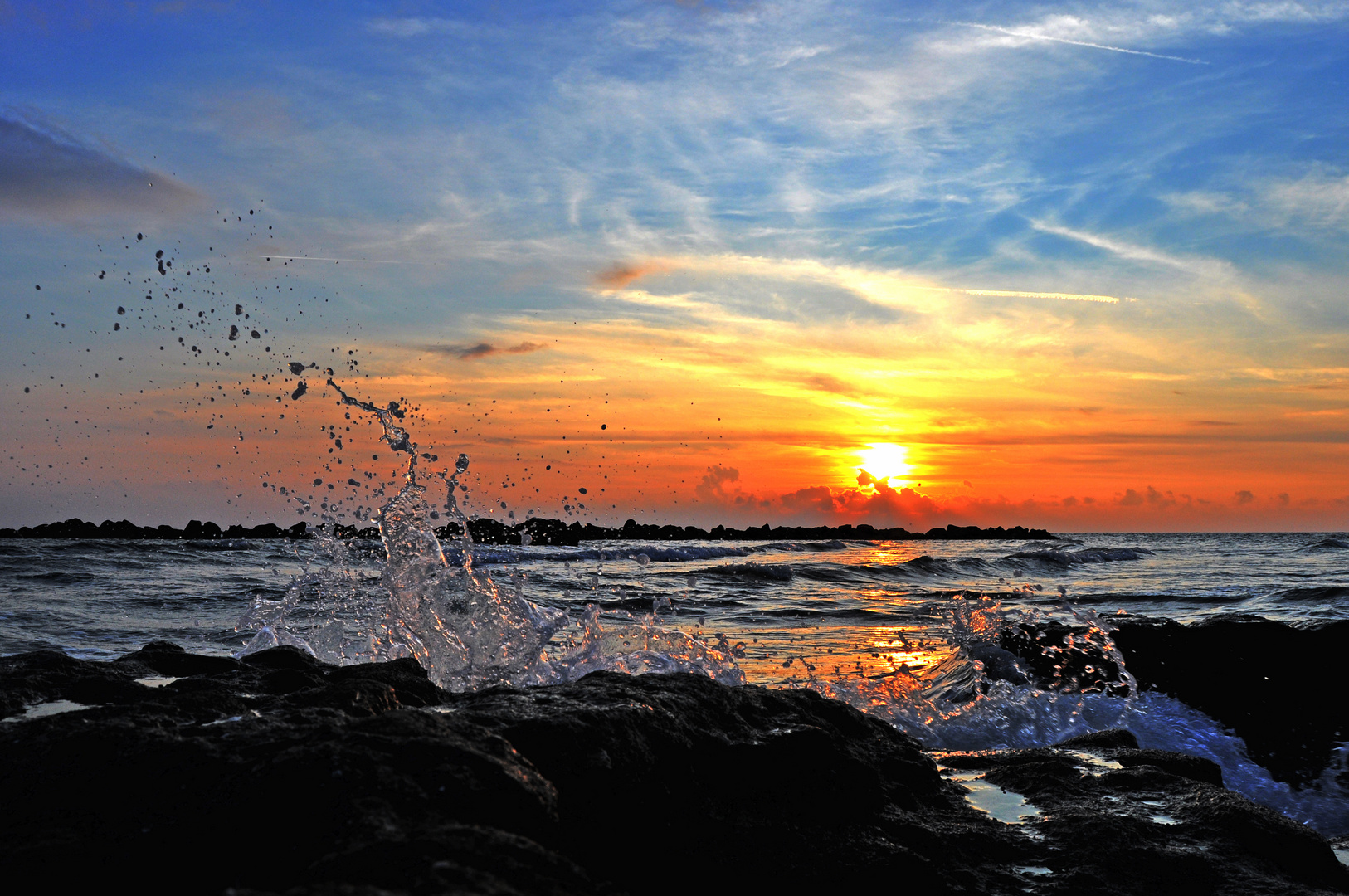 Tramonto sul mare Foto % Immagini| paesaggi, albe e tramonti, mare Foto ... Tramonto sul mare Foto % Immagini| paesaggi, albe e tramonti, mare Foto ...