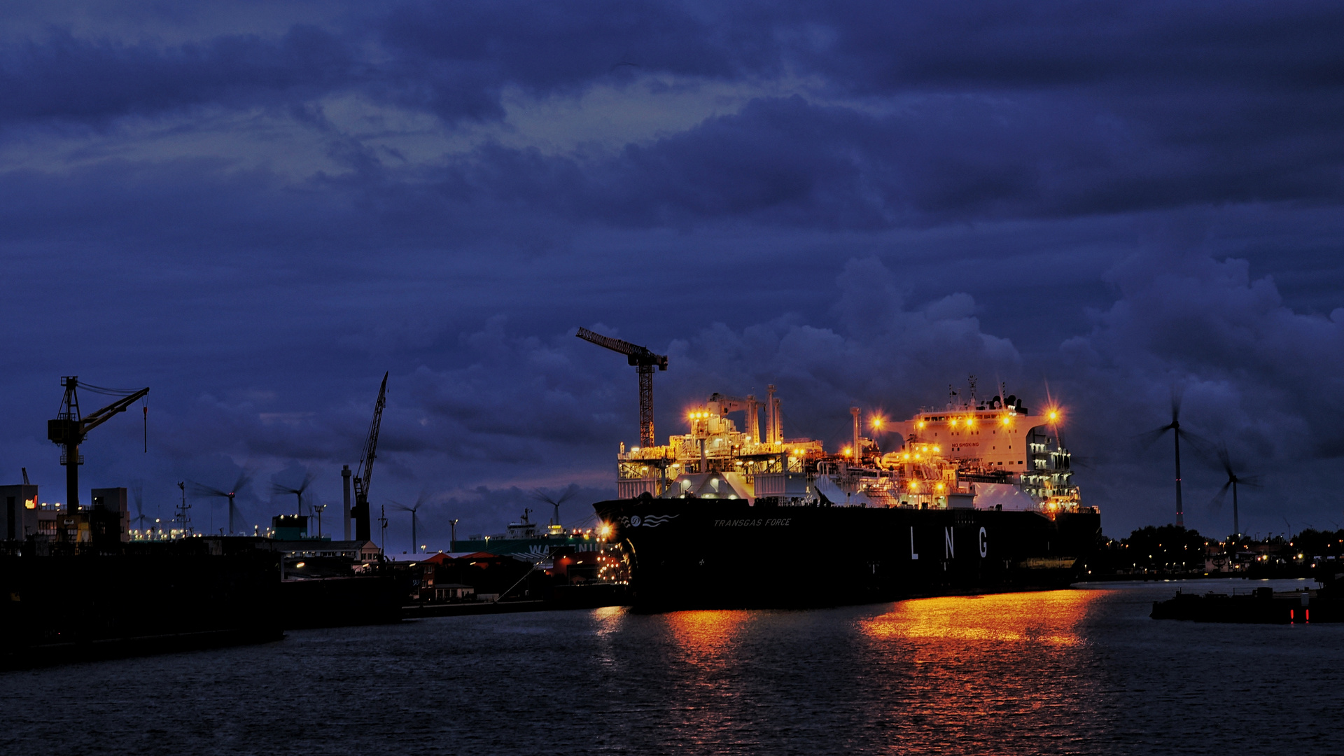 Transgas Force Foto & Bild | dokumentation, nachtaufnahme, schiff ...