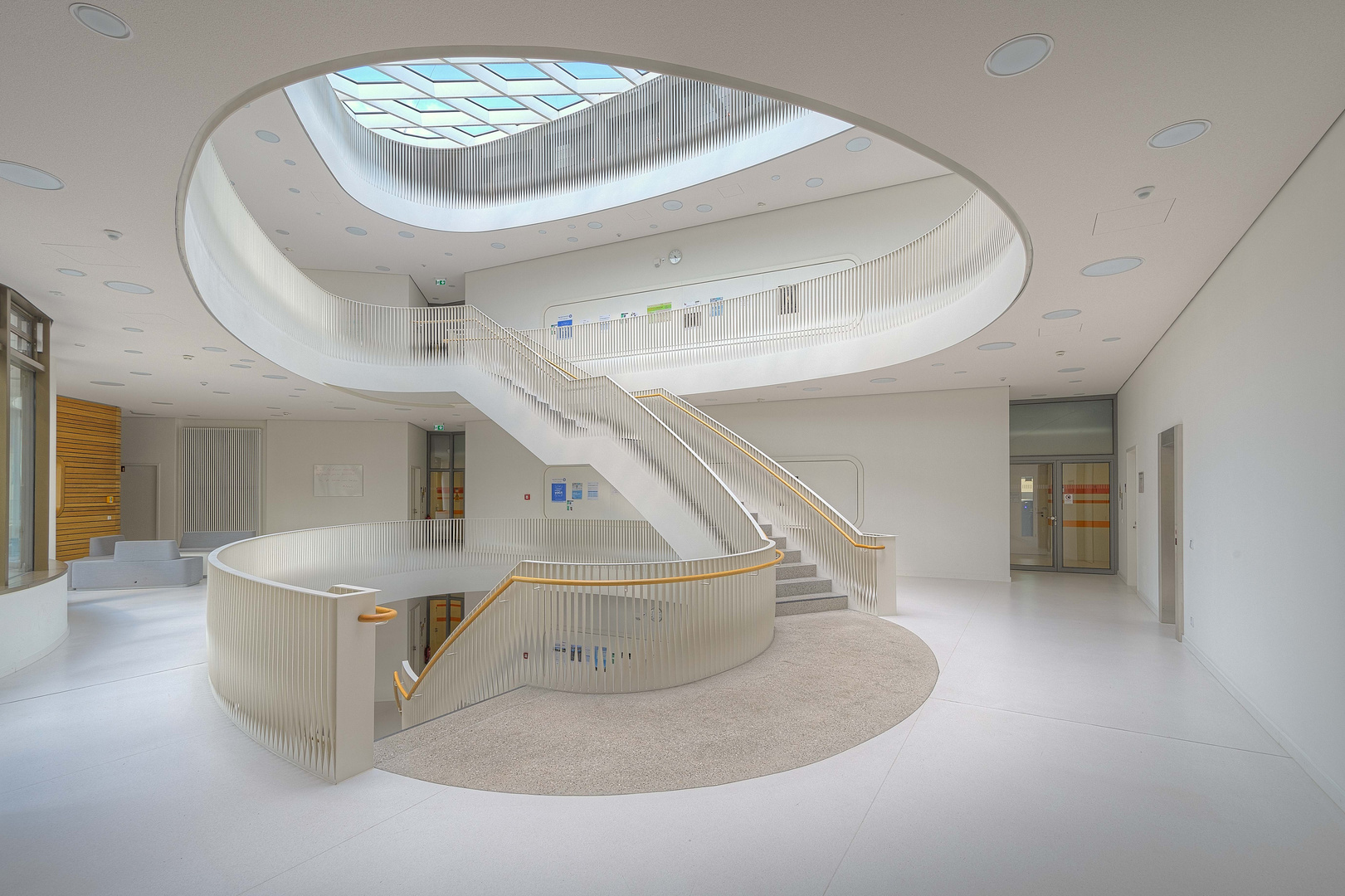 TranslaTUM - Obergeschoss Foto & Bild | architektur, industrie und ...