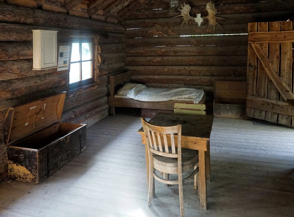 Trapper und Fallenstellerhütte Foto & Bild | architektur, landschaft ...