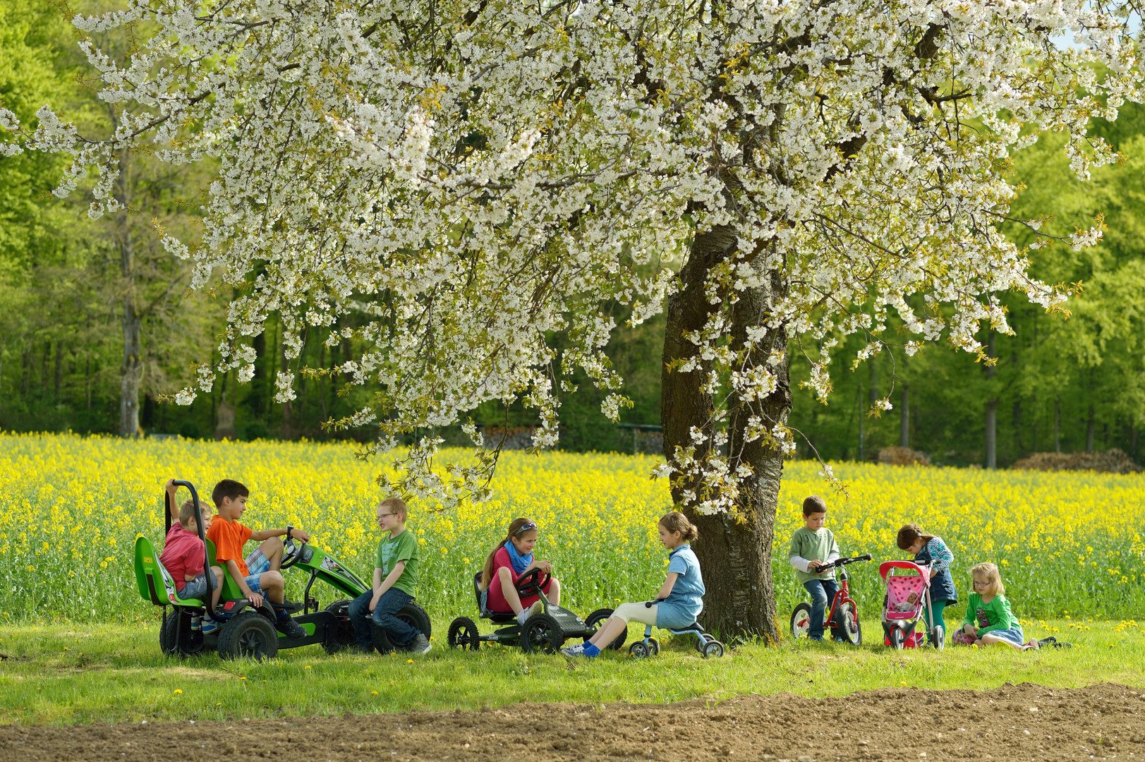 Treffen... Foto & Bild | kinder, menschen Bilder auf fotocommunity
