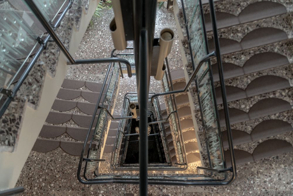 trepp auf und trepp....... *** Foto & Bild | architektur, abstraktes ...