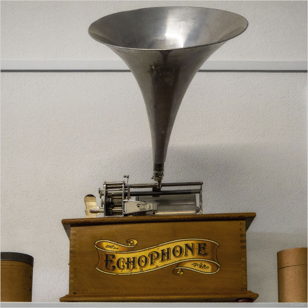 Trichter Grammophon Foto & Bild | schweiz, motive, aeschlih Bilder auf ...