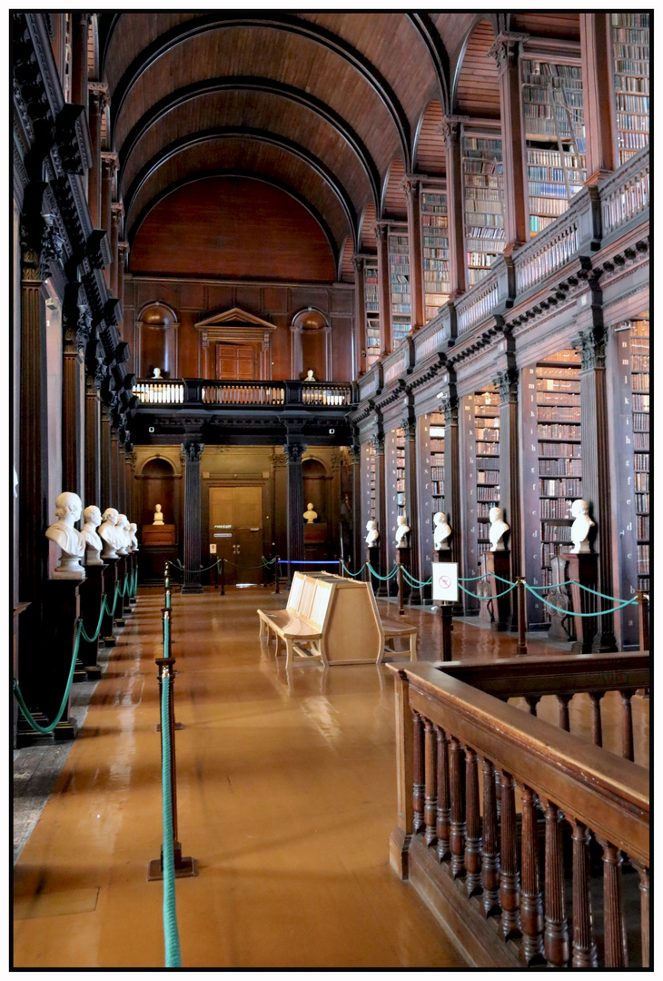 Trinity Library Foto & Bild | world, college, europe Bilder auf ...