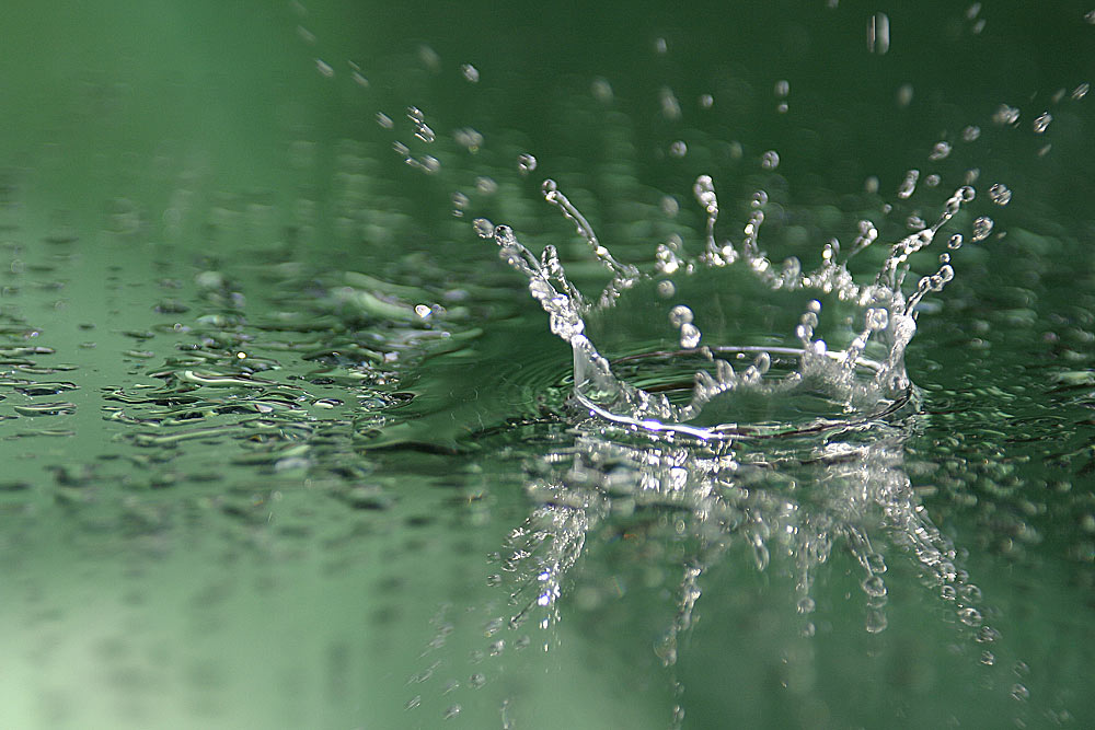 Tropfen 2 Foto & Bild | experimente, wasser, tropfen Bilder auf ...