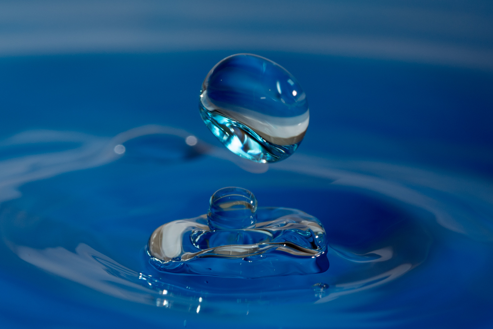 tropfen Foto & Bild | spezial, wasser, experimente Bilder auf fotocommunity