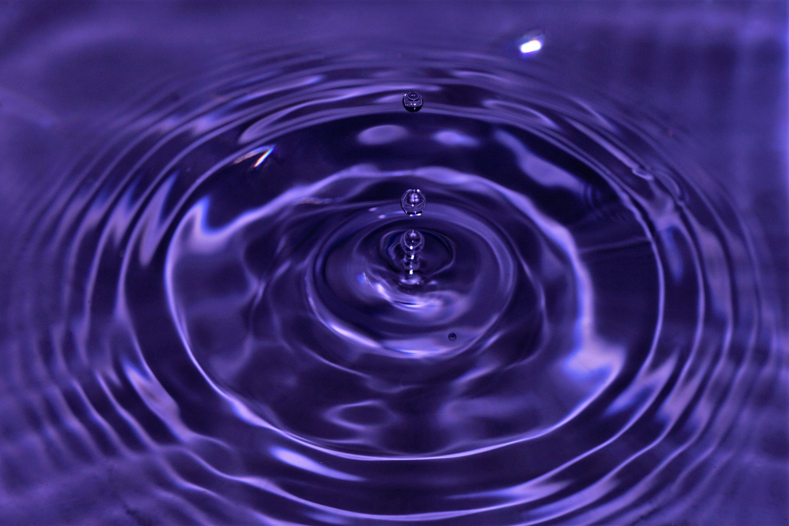 Tropfen Foto & Bild | spezial, wasser, tropfen Bilder auf fotocommunity