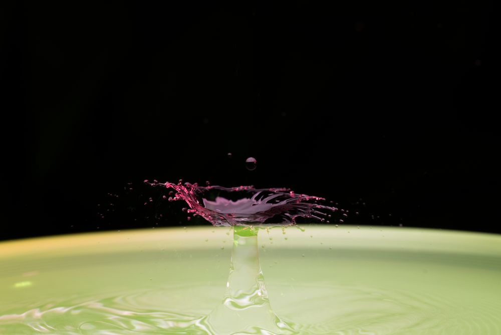 Tropfen Foto & Bild | experimente, wasser, tropfen Bilder auf fotocommunity