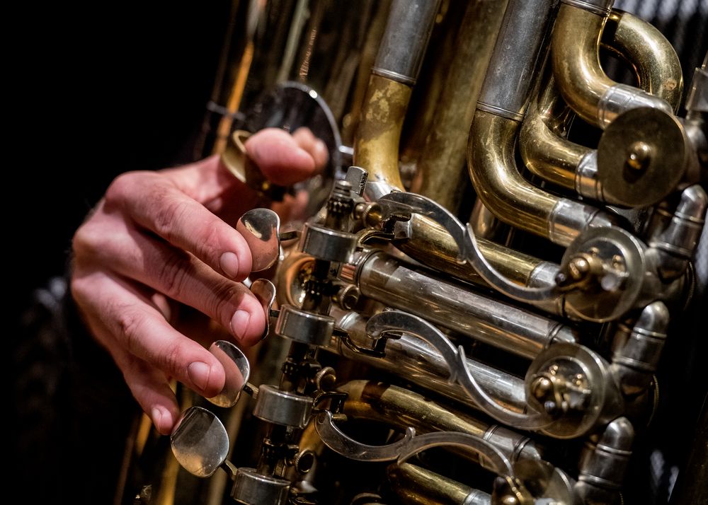 Tuba libre Foto & Bild | kunstfotografie & kultur, musik & konzert ...