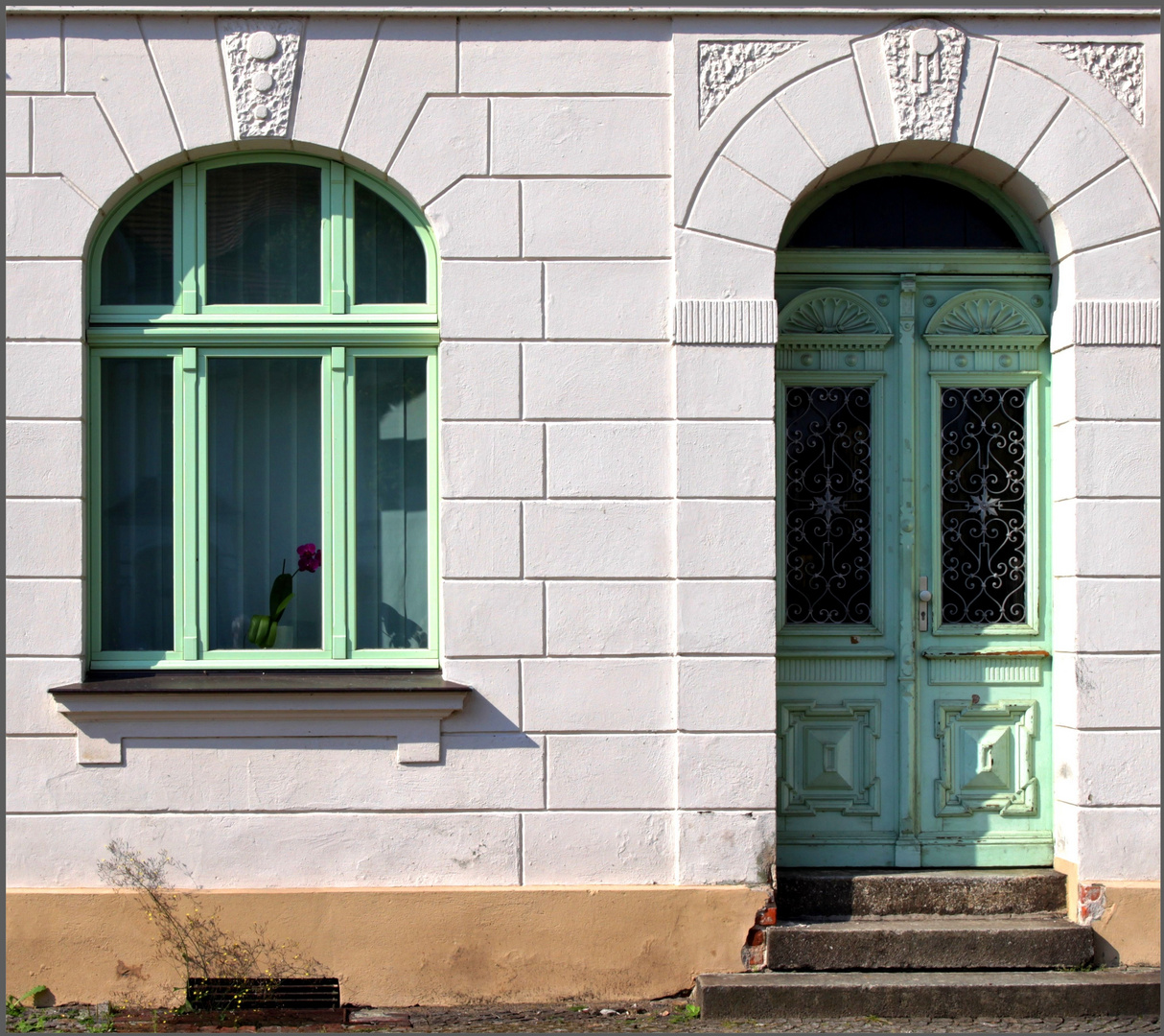 tür und tor. Foto & Bild | architektur, motive, profanbauten Bilder auf ...