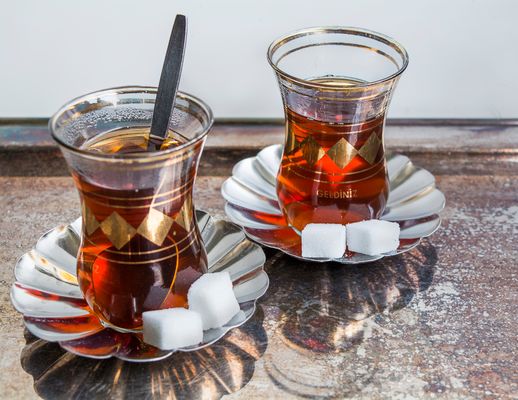 02 - Tee Bilder & Fotos