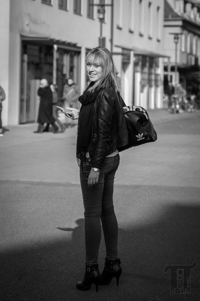 Turn Around Foto & Bild | streetfotografie mit menschen, street: spontane portraits, fotos ...