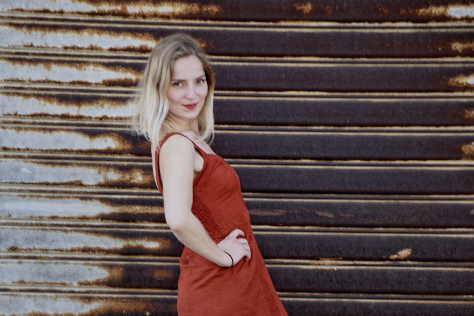 turning Foto & Bild | portrait, streetfotografie mit menschen, portrait frauen Bilder auf ...