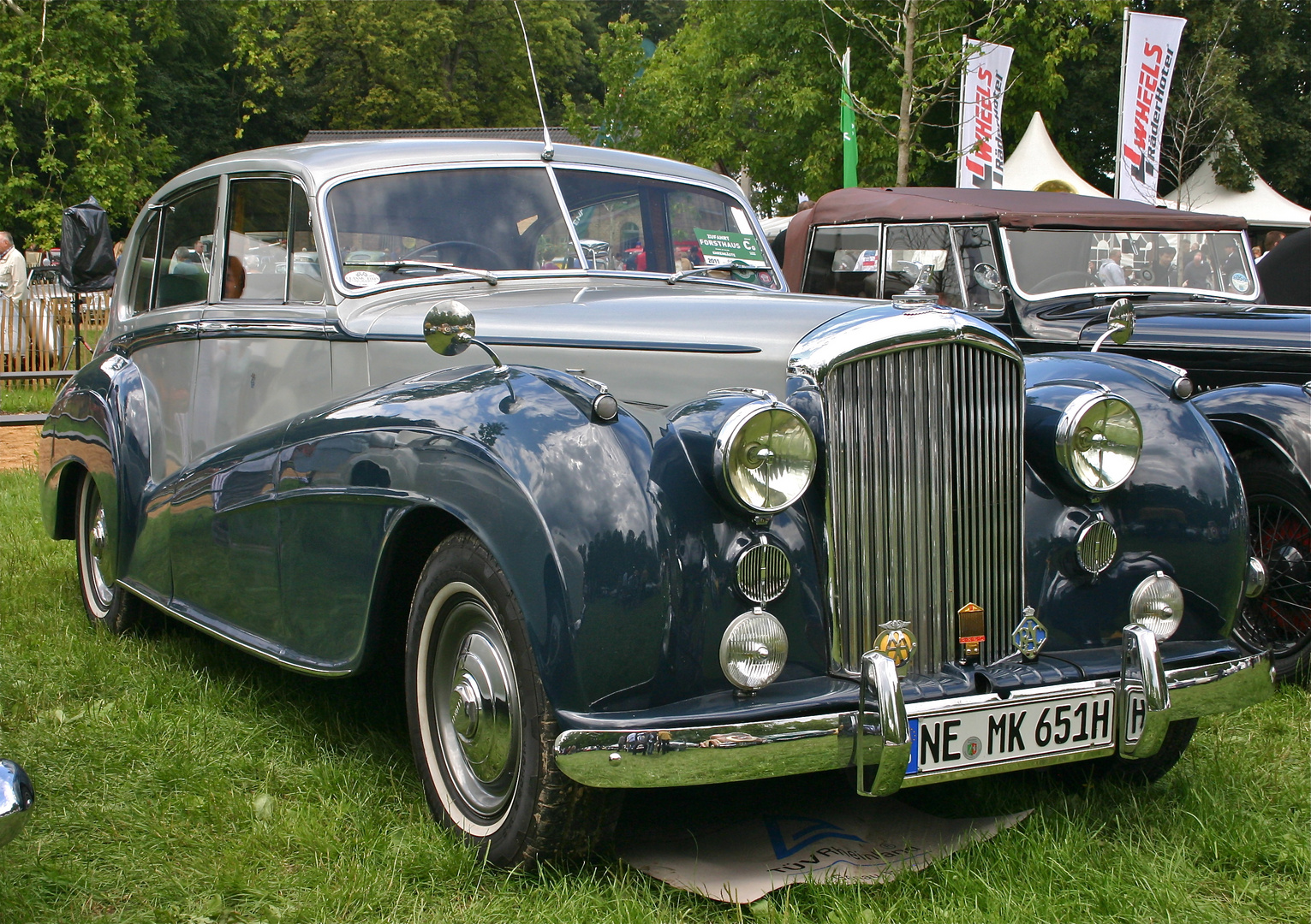 Typisch Britisch 02 Foto & Bild | oldtimer, motive, bentley Bilder auf ...