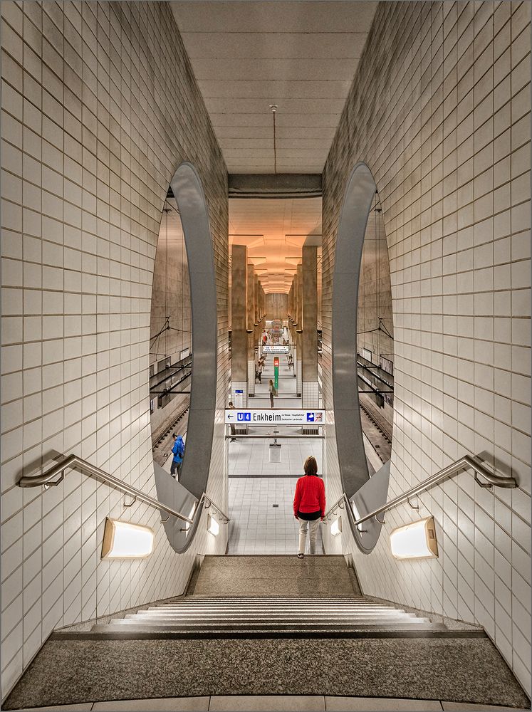 U-Bahn-Station... Foto & Bild | architektur, bahnhöfe & gleise ...