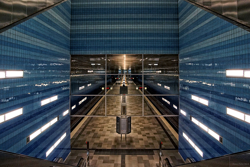 U-Bahnstation Überseequartier (2) Foto & Bild | architektur, bahnhöfe ...