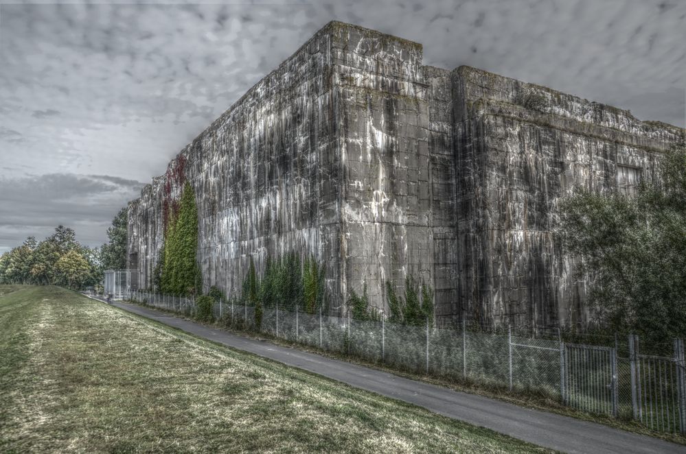 U-Boot-Bunker Valentin Foto & Bild | bearbeitungs - techniken, hdri ...
