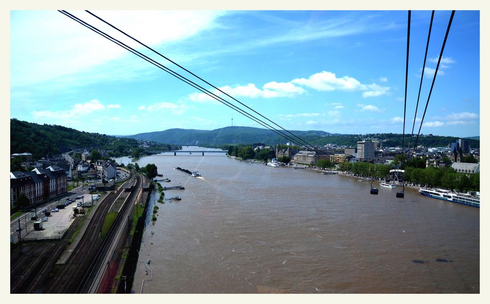 Über dem Rhein Foto & Bild | reportage dokumentation, alltagsreportage ...