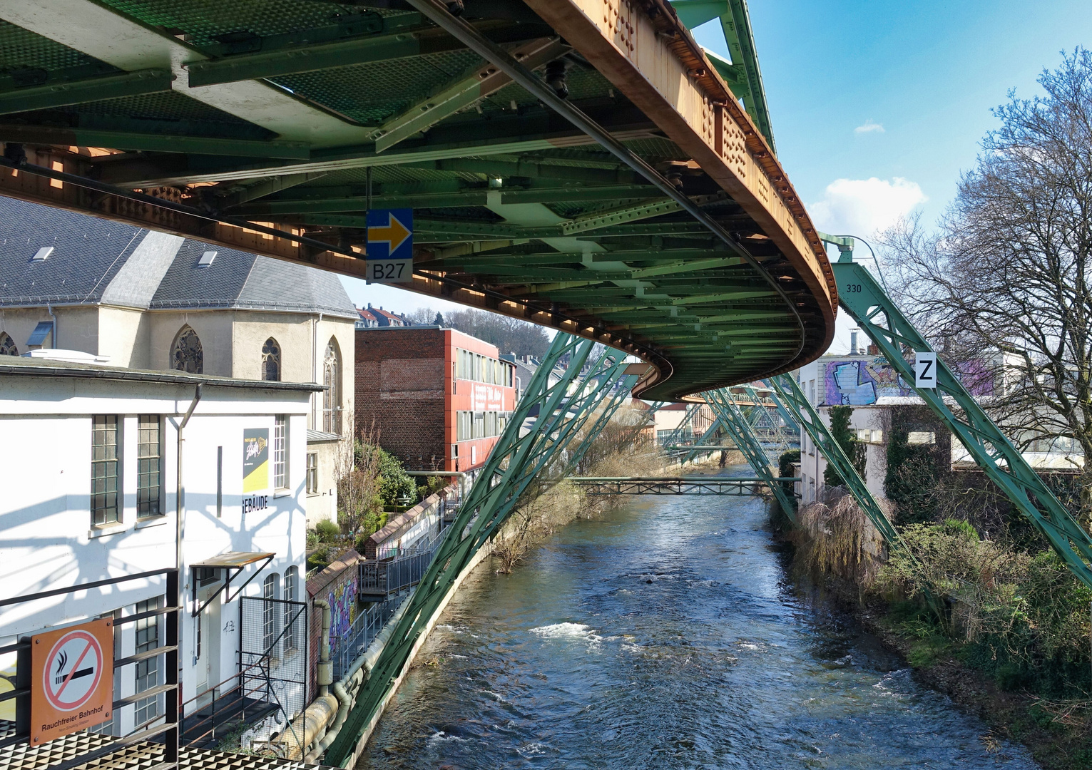 über der Wupper Foto & Bild | world, architektur, deutschland Bilder ...