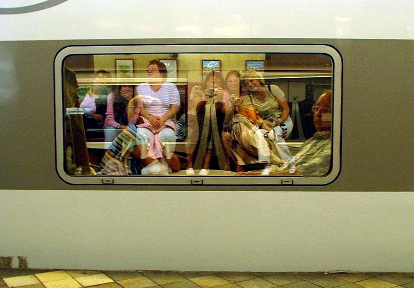 Überfüllt??? Foto & Bild | experimente, gespiegelt, verschiedenes Bilder auf fotocommunity