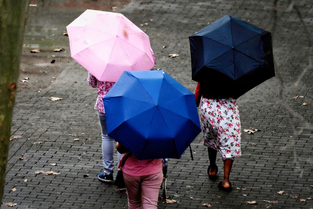 ugly city 04 Foto & Bild | menschliches, menschen, streetfotografie ...