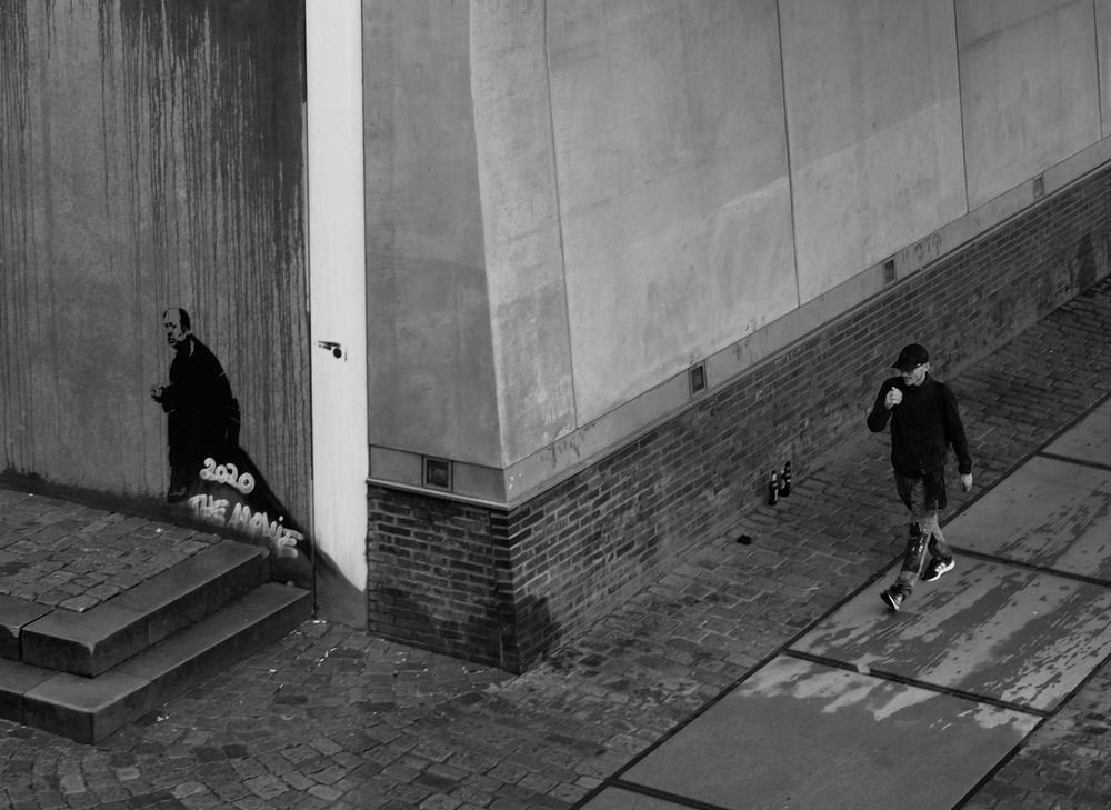 Um die Ecke Foto & Bild | quatsch, fun und rätselecke, streetart ...